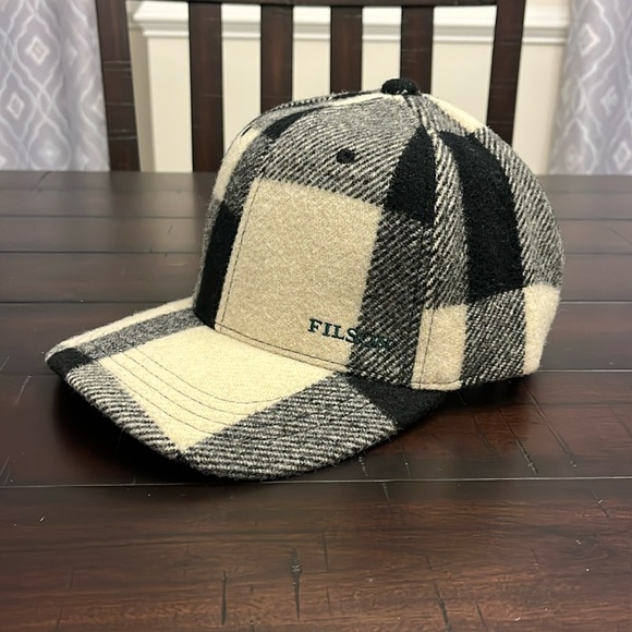 Filson | Accessories | Filson Wool Logger Cap Hat New Black Natural ...